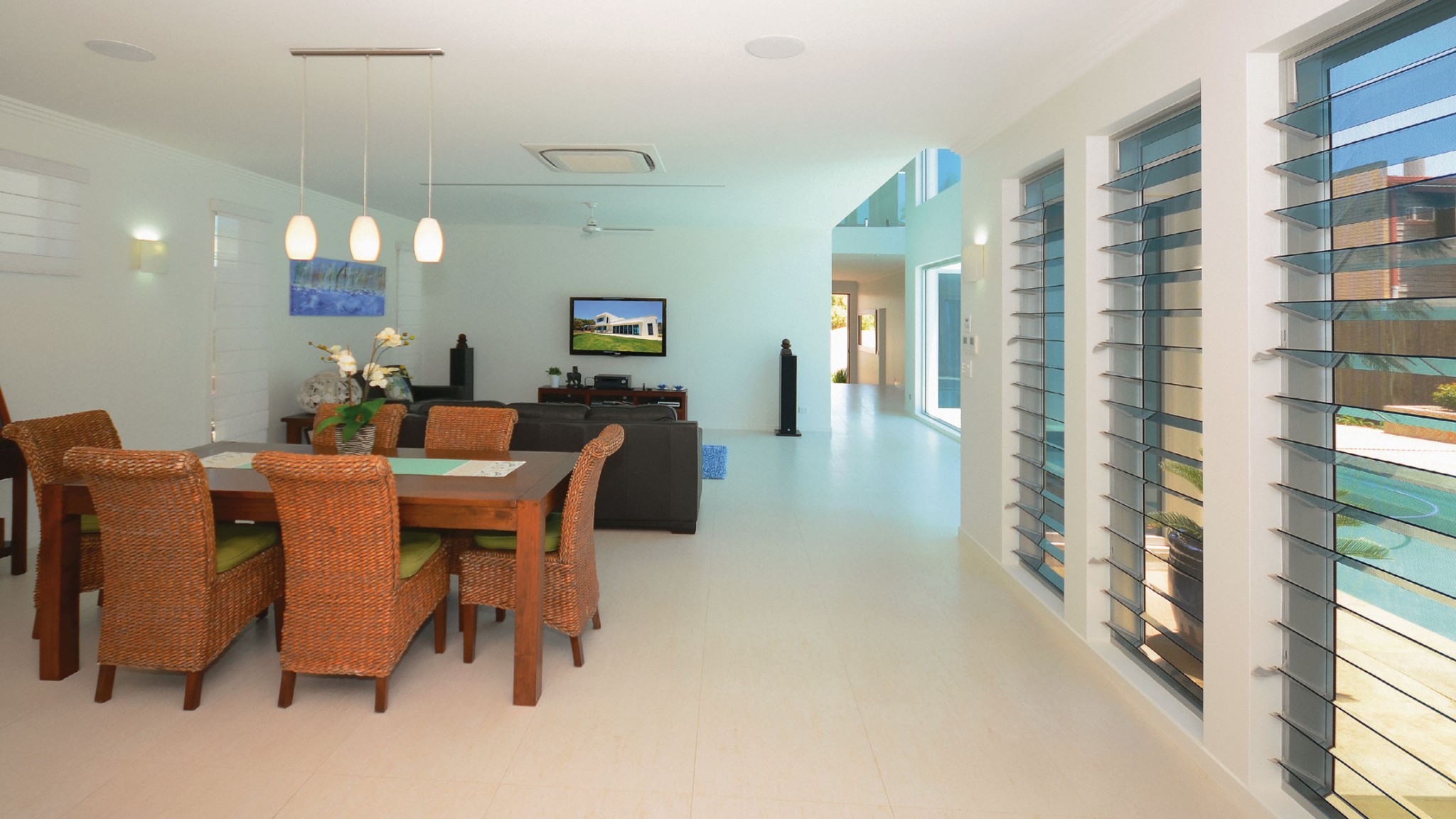 Louvre Windows - Bradnam's Windows & Doors