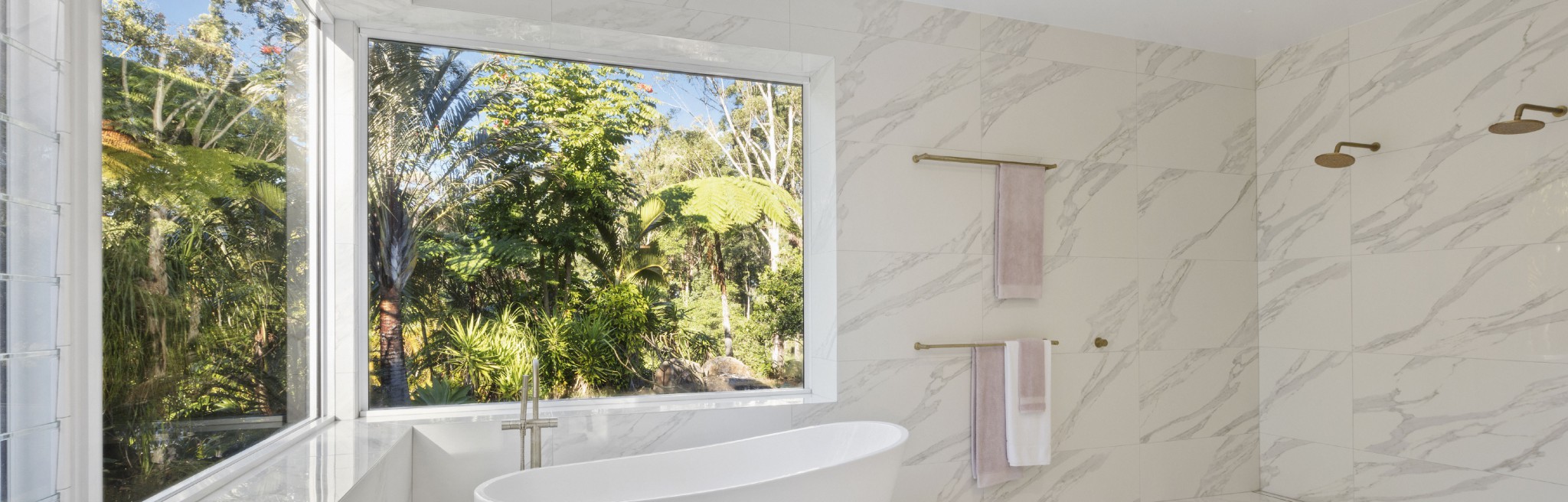 Aluminium Fixed Windows | Bradnam's Windows & Doors