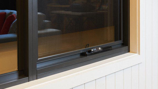 Aluminium Awning Windows - Bradnam's Windows & Doors