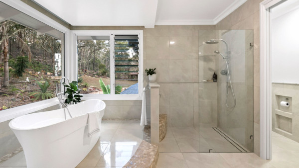 Bathroom Shower Screen Ideas | Bradnam's Windows & Doors