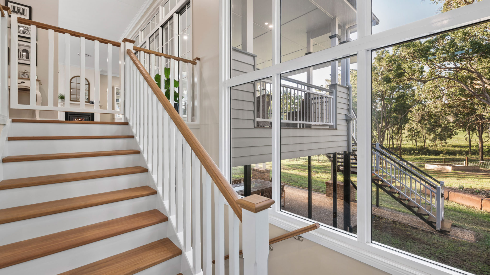 Aluminium Fixed Windows | Bradnam's Windows & Doors