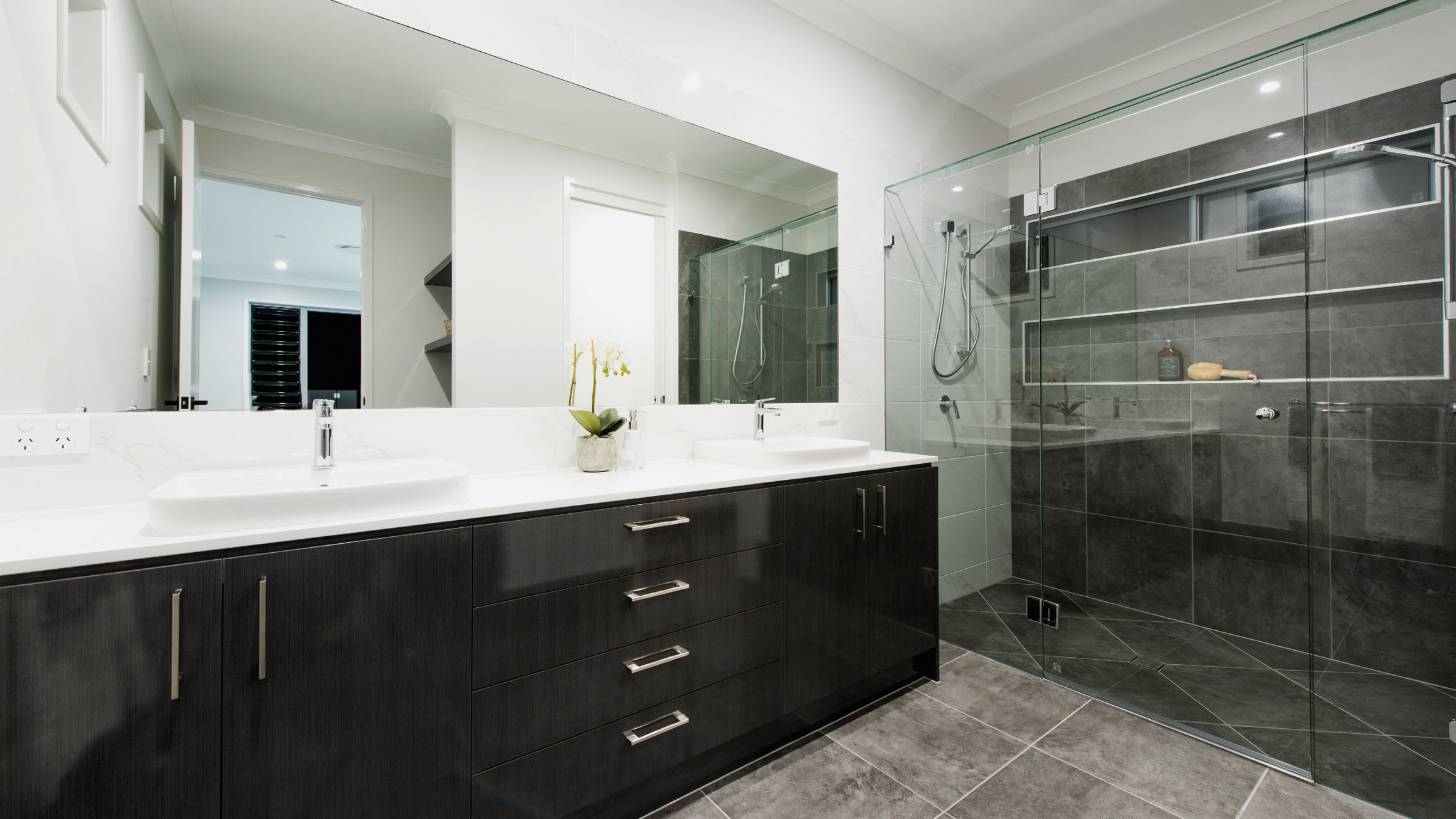 Bathroom Shower Screen Ideas | Bradnam's Windows & Doors