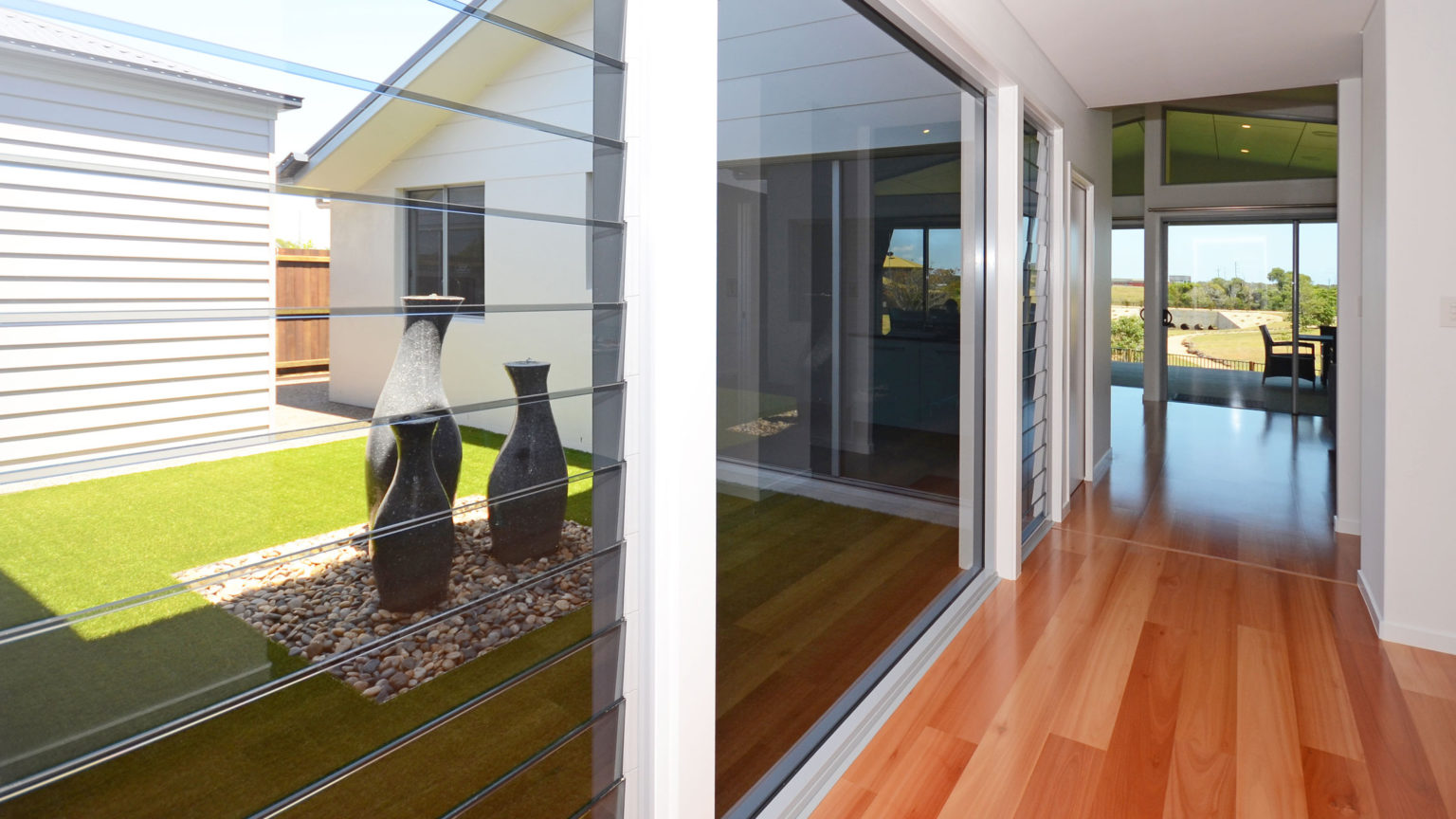 Louvre Windows - Bradnam's Windows & Doors