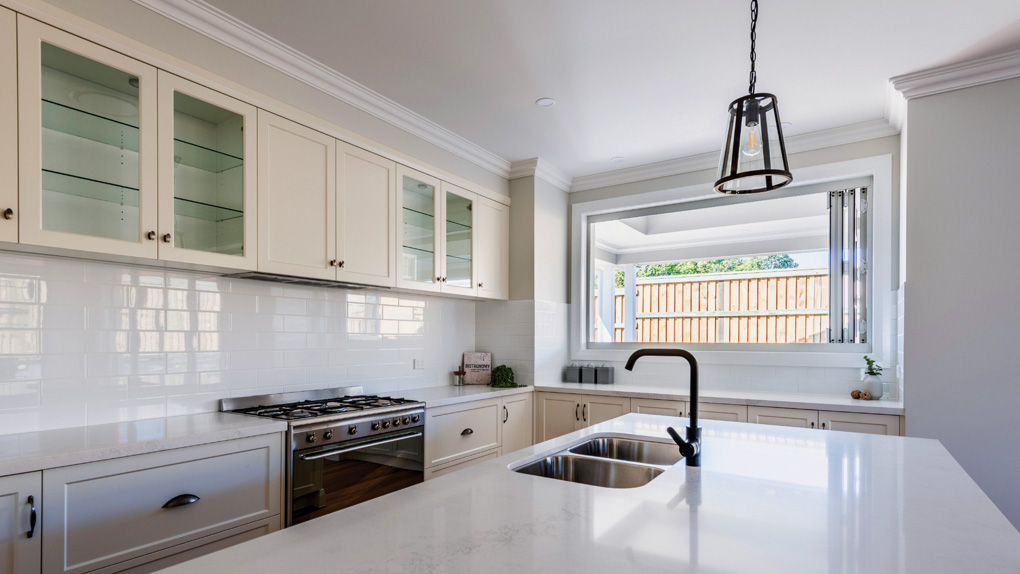 How To Choose Kitchen Windows | Bradnam's Windows & Doors