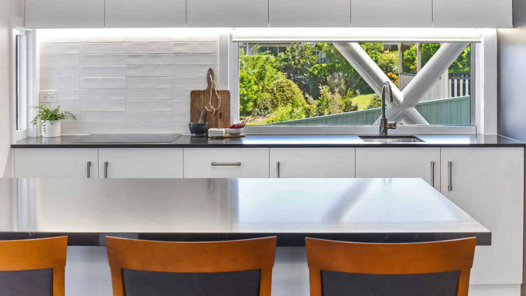 Aluminium Fixed Windows | Bradnam's Windows & Doors