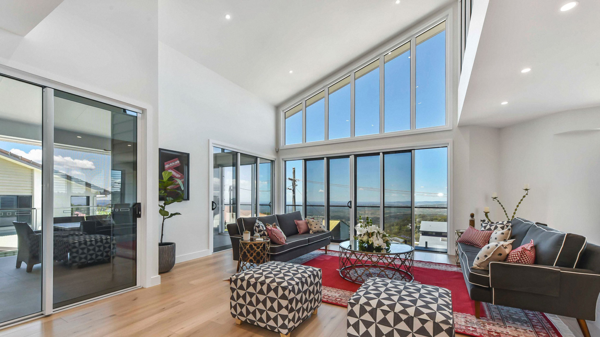 Aluminium Fixed Windows | Bradnam's Windows & Doors