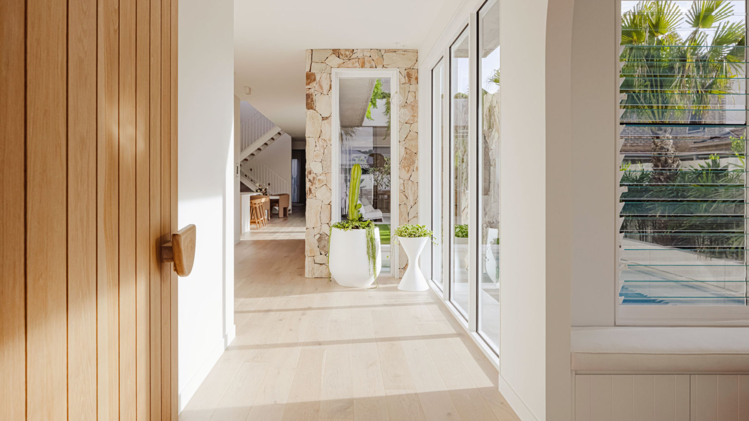 Aluminium Fixed Windows | Bradnam's Windows & Doors