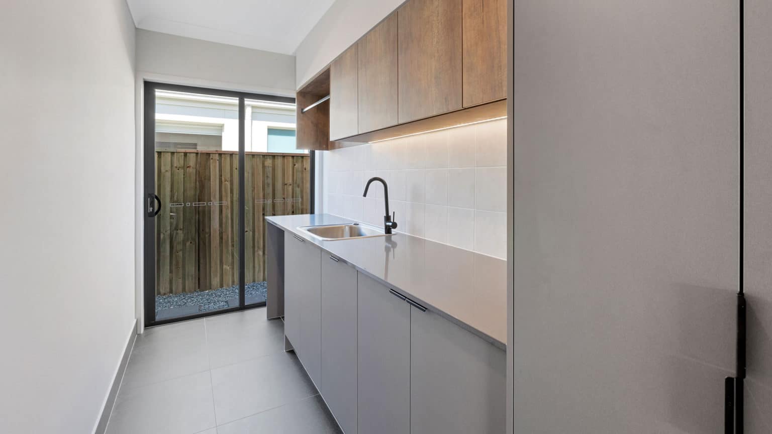 Aluminium Sliding Doors - Bradnam's Windows & Doors