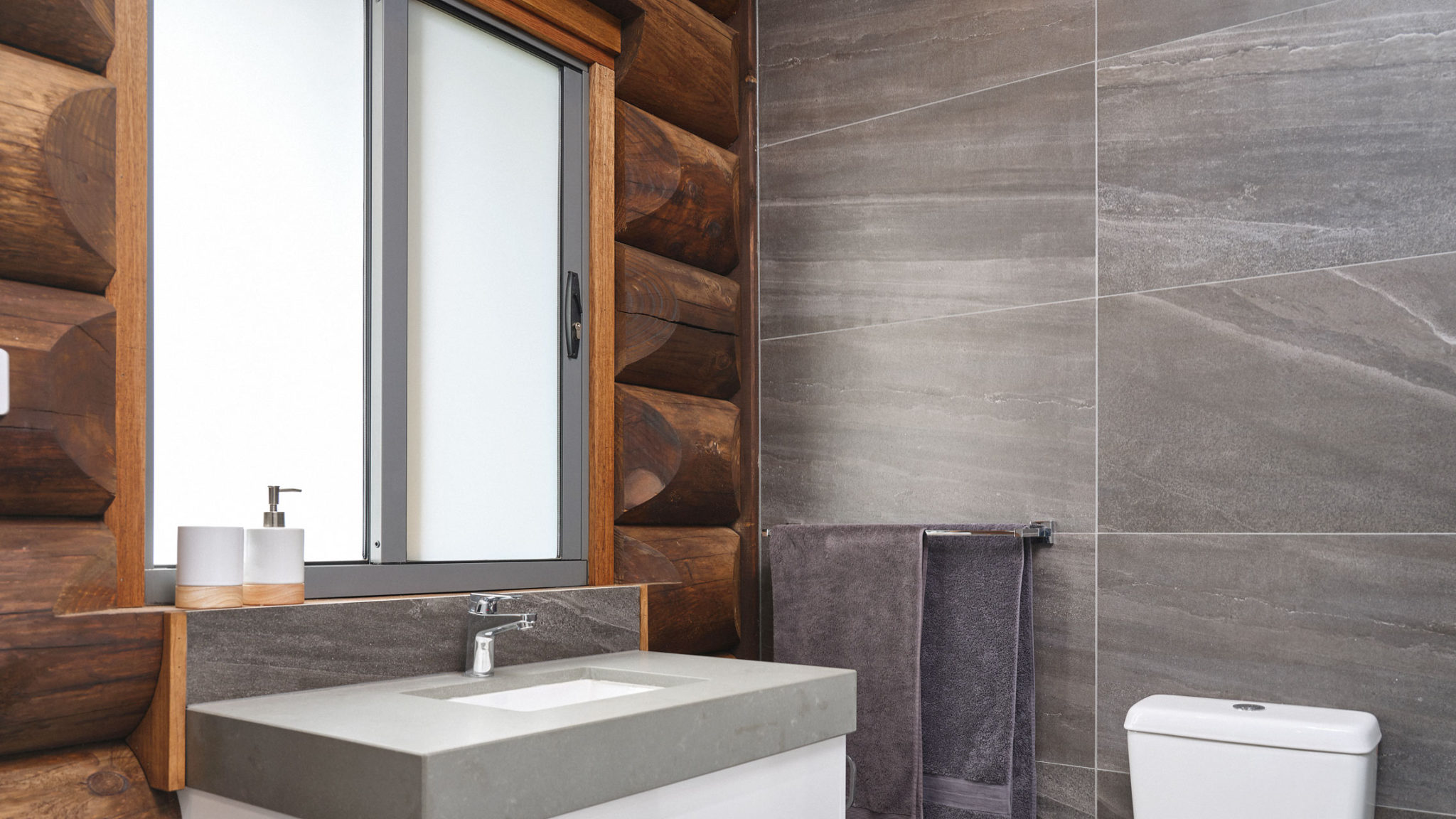 Aluminium Sliding Windows - Bradnam's Windows & Doors