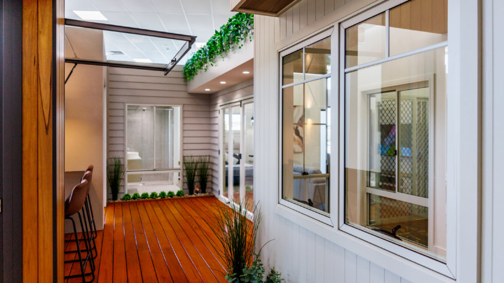 Aluminium Windows, Aluminium Doors, Showerscreens - Bradnams